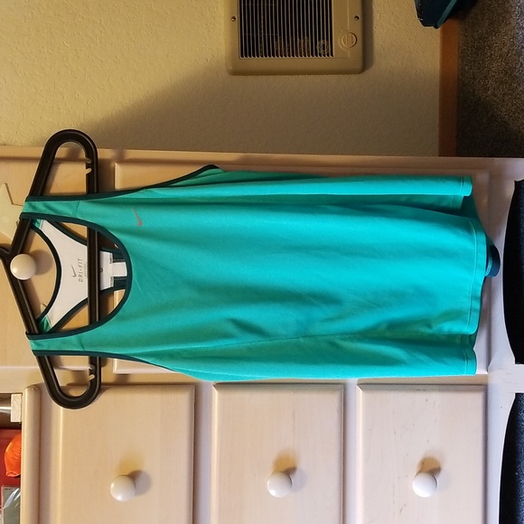 Nike | Tops | Nike Mint Green Dri Fit Tank Top | Poshmark
